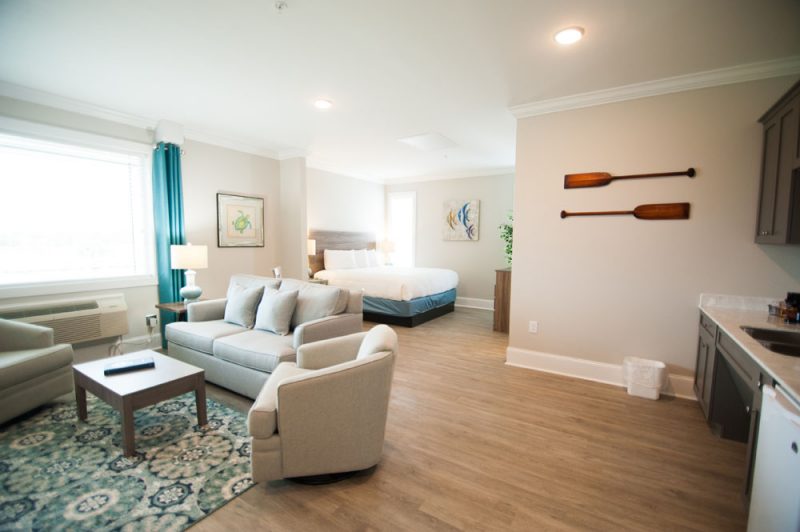 Rooms - The Islander Hotel & Resort