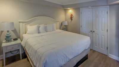 Rooms - The Islander Hotel & Resort